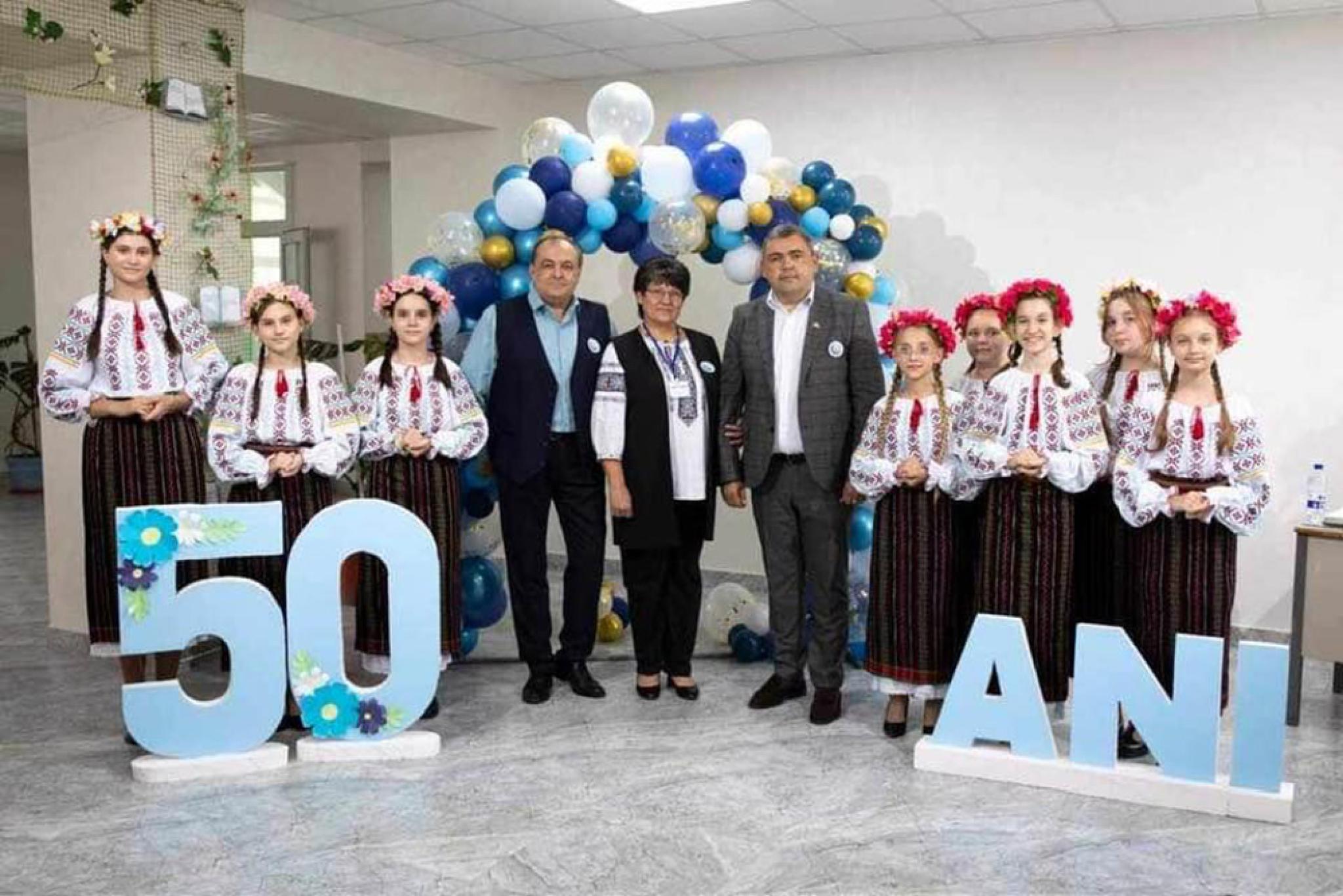 Cioburi de metafora: URMASII LOGOFATULUI TOADER » Monitorul de Suceava ...